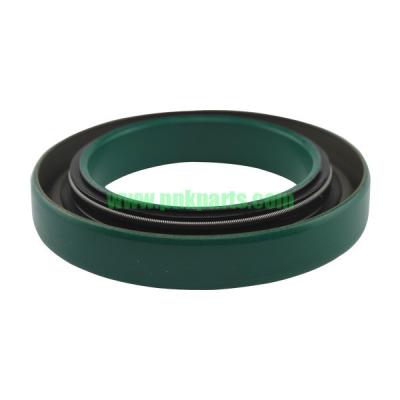 Cina RE505515/RE516340 SEAL,CRANKSHALF Fits per i modelli di trattori JD:4045,6068 motore in vendita