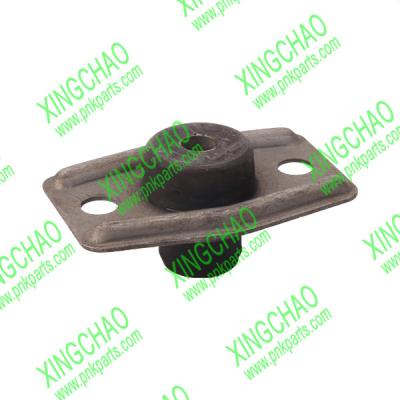 Cina RE73298 Isolatore per trattore JD Modelli:5050E,5065E,5058E,5075E in vendita