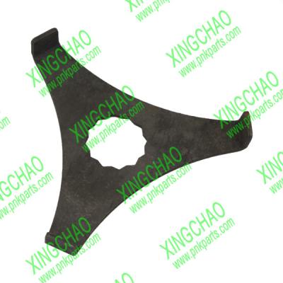 Cina Per JD Placca di blocco YZ91448 ben progettato Finemente lavorato Parti eccezionali di macchine agricole trattore in vendita