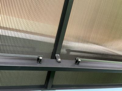 Κίνα Εξωτερικός κήπος 3x3x2.6M Δυστυχές επίγειο γκαζέμπο με PVC οροφή εύκολο συναρμολόγηση και ανθεκτικό προς πώληση