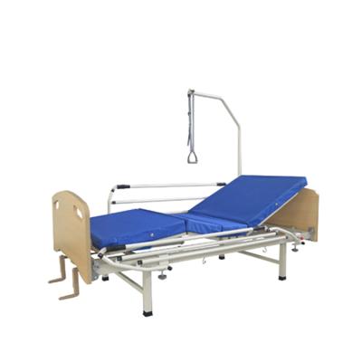 Cina BCA-133 high quality manual hospital bed 2 cranes hospital bed produced by meiisun a professional medical equipment manufacturer in vendita