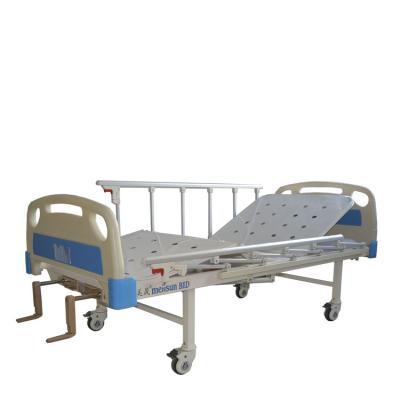 Cina BCA-133-A 2 hoist adjustable high quality manual hospital bed produced by meiisun, a professional ISO certified manufacturer in vendita