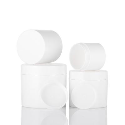 Cina Barattolo cosmetico dei capelli di alta qualità pp della maschera di Amber Face Eye Cleaning Scrub della crema del corpo di pelle della lozione senz'aria portatile di lusso di cura in vendita