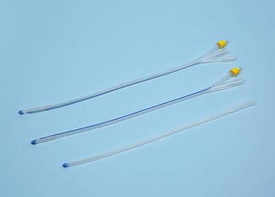 Cina Il materiale a gettare dell'urologia del catetere di Foley del silicone sceglie il doppio lume triplo in vendita
