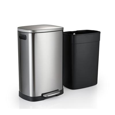 中国 Touchlessのステンレス鋼の13ガロンのゴミ箱 販売のため