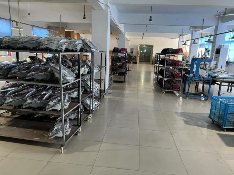 Fornitore cinese verificato - Yimi (Guangzhou) Automotive Parts Co, Ltd