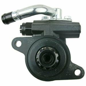 Cina 44310-35590 Pompa del servosterzo per Toyota Land Cruiser Prado J90 Kzj95 Hilux 4runner Kzn160 1kz in vendita