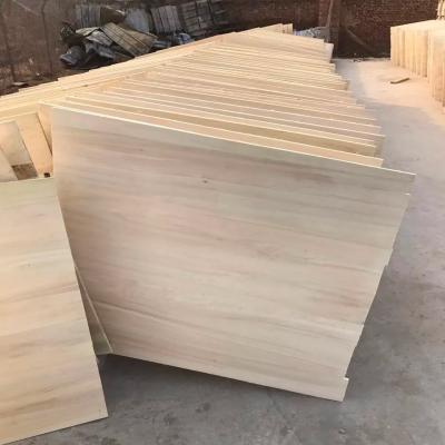 Cina Tavole di paolownia in legno massello con 2440x1220 o 1200x600 o specifiche personalizzate in vendita
