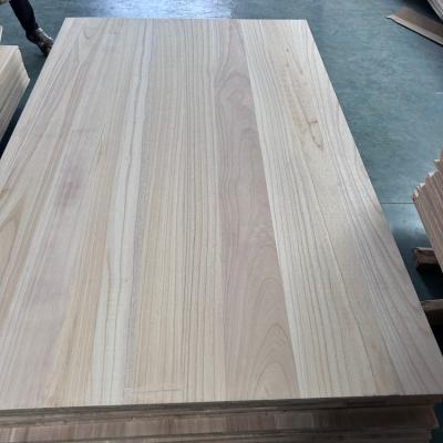 Cina AA Pannello di legno di Paulownia Chinese Paulownia 2440x1220 o 1200x600 o personalizzato in vendita