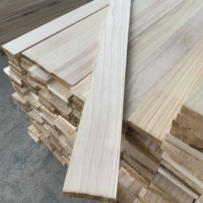 Cina Contenuto di umidità 8%-12% Legno di paolownia finito per soluzioni totali in vendita