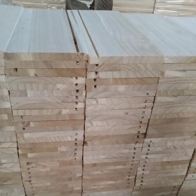Cina Edilizia Arredamento edilizio paulownia Tavola di legno massello con densità di 300 kg/m3 in vendita