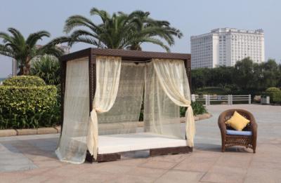 Cina Lettino all'aperto della mobilia del rattan del caffè per le coppie, progettazione di controllo della zanzara in vendita