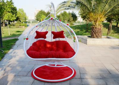 Cina Giardino d'attaccatura della sedia dell'oscillazione del rattan ruvido bianco del PE per la doppia gente in vendita