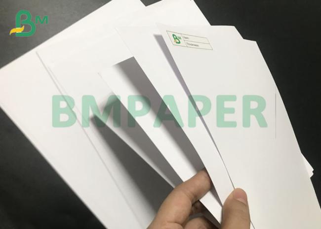 Alta larghezza bianca di derivazione non rivestita di Rolls 390mm della carta per scrivere del testo 140gsm 160gsm Alta larghezza bianca di derivazione non rivestita di Rolls 390mm della carta per scrivere del testo 140gsm 160gsm