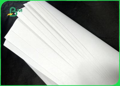 Chine Papier de Newsprinting d'absorption et d'imprimabilité d'encre de la taille 85cm Nice dans la rame à vendre