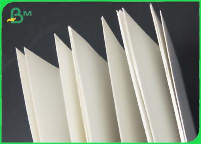 중국 인쇄할 수 있는 Caco3 재료 스톤은 어떤 나무 A1 A0 A2 시트 사이즈도 도배하지 않습니다 판매용