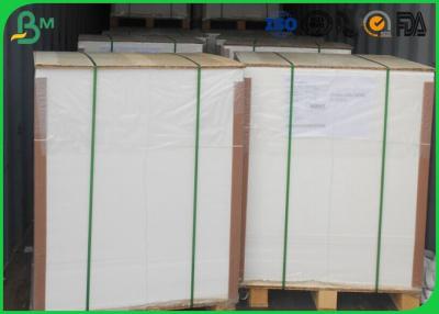 China Hohe Helligkeits-Offsetdruck-Papier 70gsm 80gsm mit Jungfrau-Holzschliff zu verkaufen