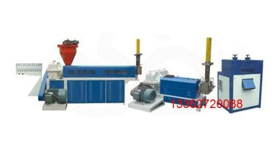 Cina Granulatore di plastica a macchina di riciclaggio di plastica ad alta velocità del PE/pp in vendita