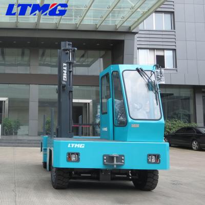 Cina Trattando Antivari d'acciaio caricatore del lato del carrello elevatore a forcale di Off Road da 3 tonnellate 8 ore di orario di lavoro in vendita