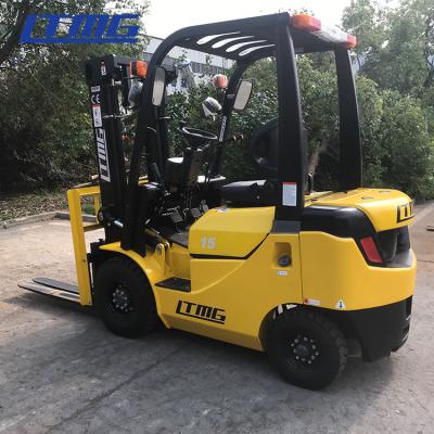 China o caminhão de empilhadeira diesel de 1,5 toneladas com altura de levantamento dois de 3m encena o mastro à venda
