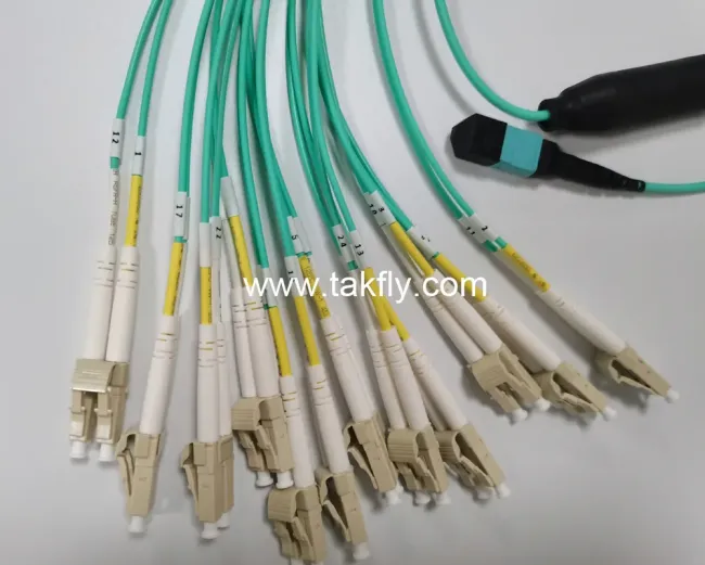 24 Cores MPO-LC Om3 Om4 Aqua Plenum Breakout Cable connector detail