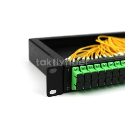 중국 SCAPC 땋아 늘인 머리와 CATV 1x64 선반 장착 PLC 분배기 단일모드 G657A 판매용