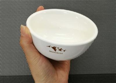 무게 181g 사기그릇 식기류는 로고 Dia.10cm를 가진 세라믹 둥근 국 사발을 놓습니다