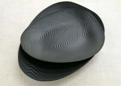 Chine La vaisselle d'imitation de porcelaine place le Coréen - dénommez le finissage à ondulations noir de couleur de plat à vendre