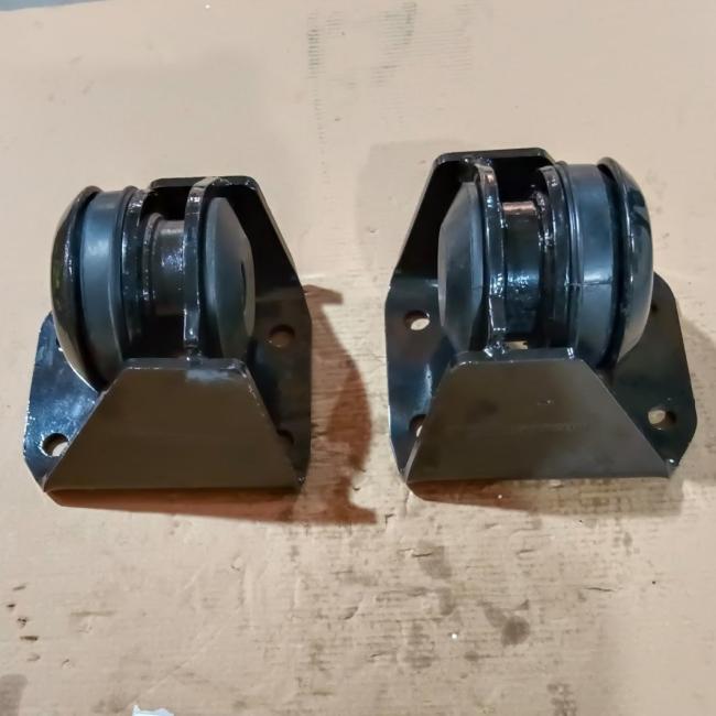 Original Shacman Spare Parts Engine Rear Support Dz95259590068