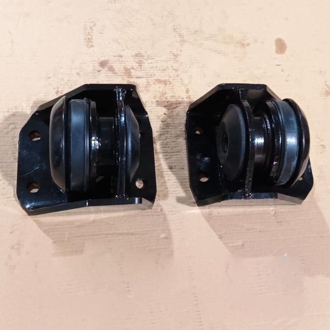 Original Shacman Spare Parts Engine Rear Support Dz95259590068