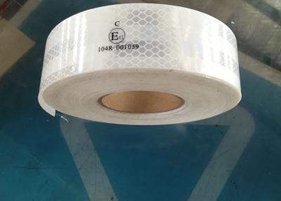 China Gele ECE 104 Weerspiegelende Gedrukte Banddouane, Opmerkelijkheids Weerspiegelend Voertuig die Band merken Te koop
