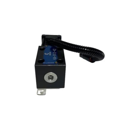 China 12V Solenoid Valve For FD20-30 CPCD20-30 KA-D12-42/12N53-82551 Forklift Parts 135L3-82001 for sale