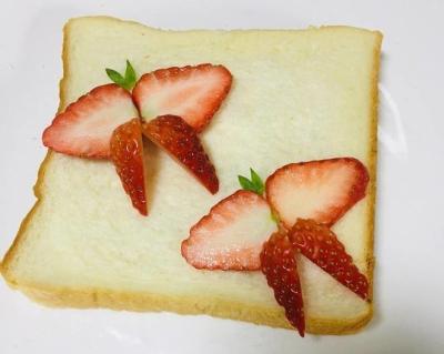 Cina Pacchetto portatile 120g Dolci Dolci Dolci Toast francese alla fragola personalizzato in vendita