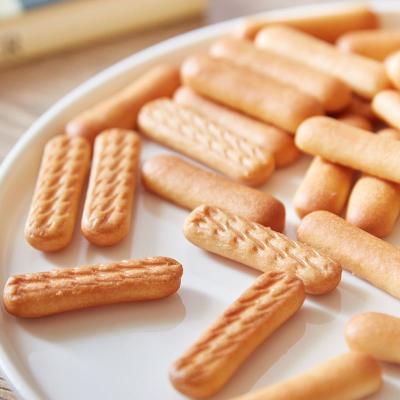 中国 MOQ 10CTN Sweet And Salty Ladyfinger Biscuit With Certification 150g Packing 販売のため