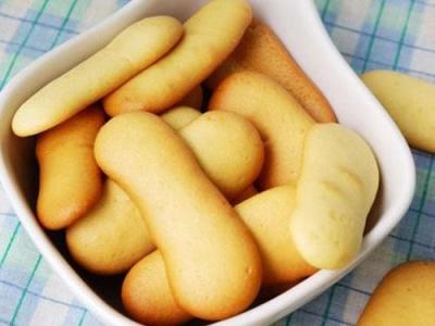 中国 Mygou Salty Finger Biscuits Savory Cripsy Biscuits Scallion Flavor 販売のため