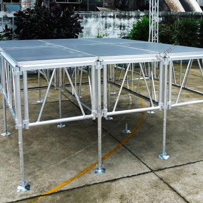 中国 組立 4'x8' 黒色とカスタマイズされたデザインの調整可能なイベントステージプラットフォーム 販売のため