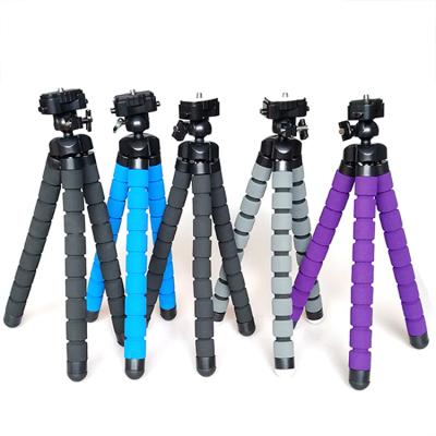 Cina Flexible sponge octopus middle camera tripod with bracket for mobile phone in vendita