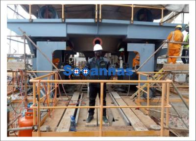 Cina Carbone EN1090 che frantuma il mulino a cilindri verticale del cemento di 26-35 TPH in vendita