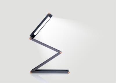 Cina Lampada di scrittorio del LED, impalcatura del trasformatore, lega di alluminio, USB ricaricabile, articoli da regalo elettrici domestici in vendita