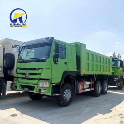 China 2019 2020 Jaar Gebruikte vrachtwagens stuursysteem Zf8118 Motor Wd615.47.D12.42 voor de Afrikaanse markt Te koop