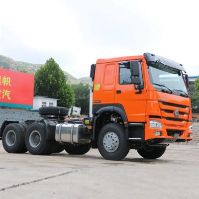 中国 シノトルク HOWO 6X4 重荷 トラクター トラック 21-30t 負荷容量と12.00r20 タイヤ 販売のため