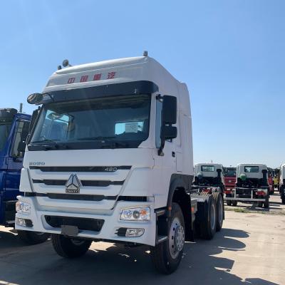 Cina Potenza 351-450 CV ECE certificato Sinotruk HOWO 6X4 camion trattore per il trasporto di rimorchi in vendita