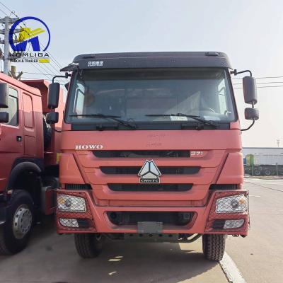 中国 中古 8X4 6X4 ダンプトラック シノトルク HOWO ターパートラック Hw19710 トランスミッション装備 販売のため