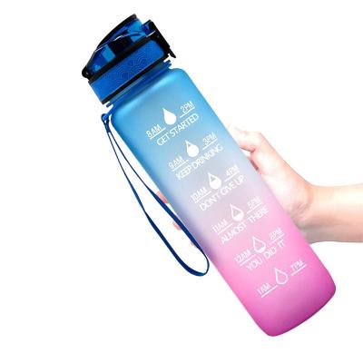 China 46oz 64oz aisló la botella de agua marcada del tiempo con color de motivación de la pendiente del marcador del tiempo en venta