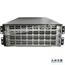 China 9860-4C-EI-B CloudEngine Huawei Huawei Network Switches 9860-4c-Ei albergan 4 ranuras para tarjetas secundarias, excluyendo el ventilador sin energía en venta