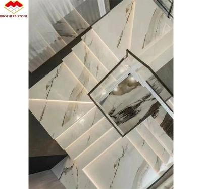 Chine Escaliers en pierre sintrée taillés sur mesure pour un design moderne de luxe en différentes couleurs à vendre