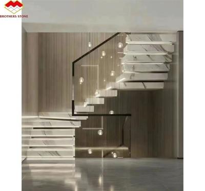 Chine Escaliers en pierre sintrée taillés sur mesure pour un design moderne de luxe en différentes couleurs à vendre