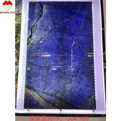Chine Design moderne Luxe élégant Brésil Rêve Saphir Blue Stone rétroéclairé Labradorite Granit bleu à vendre