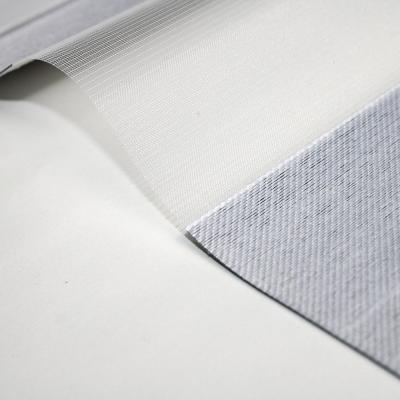 Cina Customized Blackout Day And Night Roller Zebra Blinds Fabric For Windows Rolls Shades Blinds in vendita