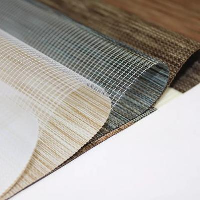 Cina Wholesale Customized Blackout Polyester for Roller Blind Zebra Blinds Fabric in vendita